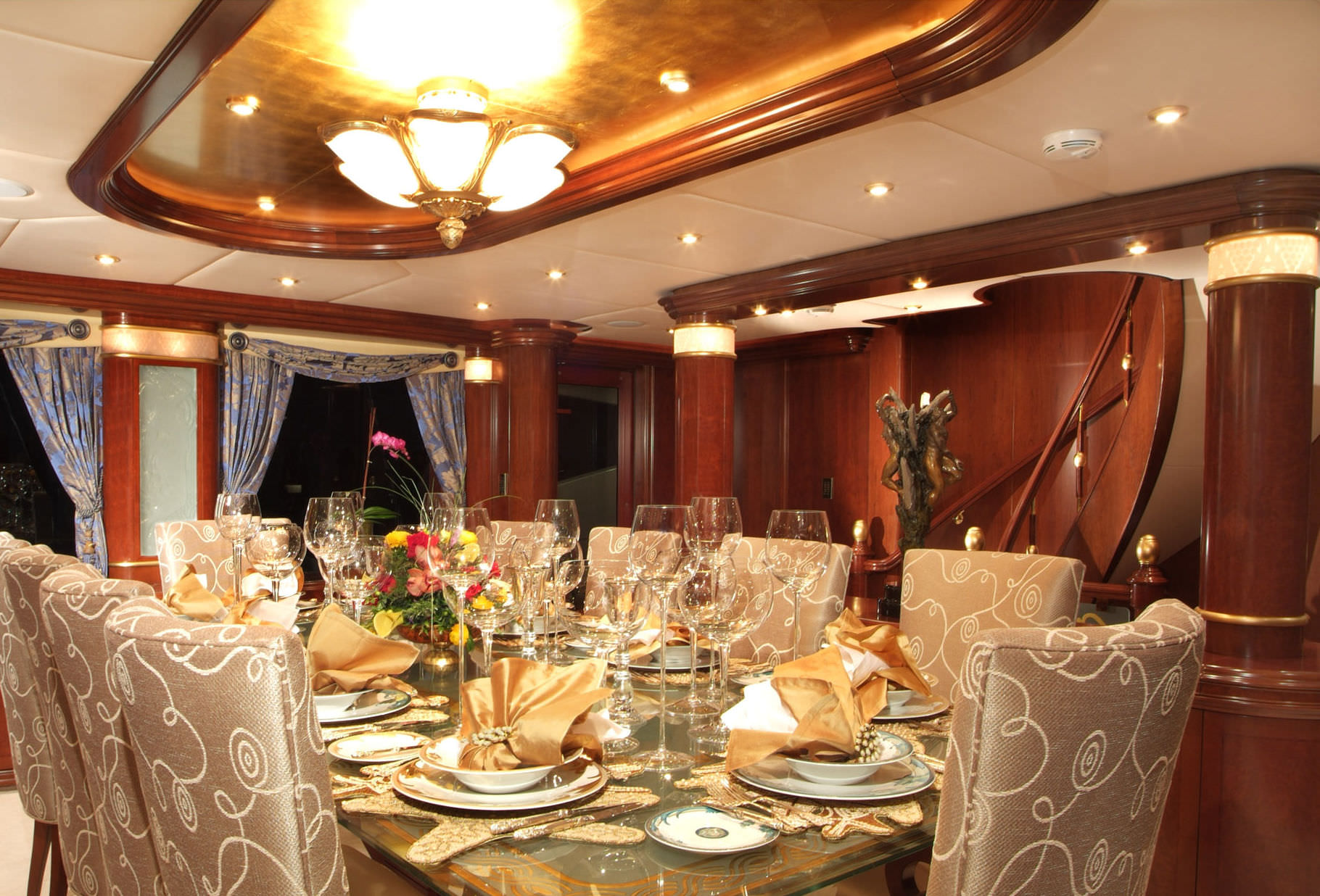 ZOOM ZOOM ZOOM Yacht Charter Details, Trinity | CHARTERWORLD Luxury ...